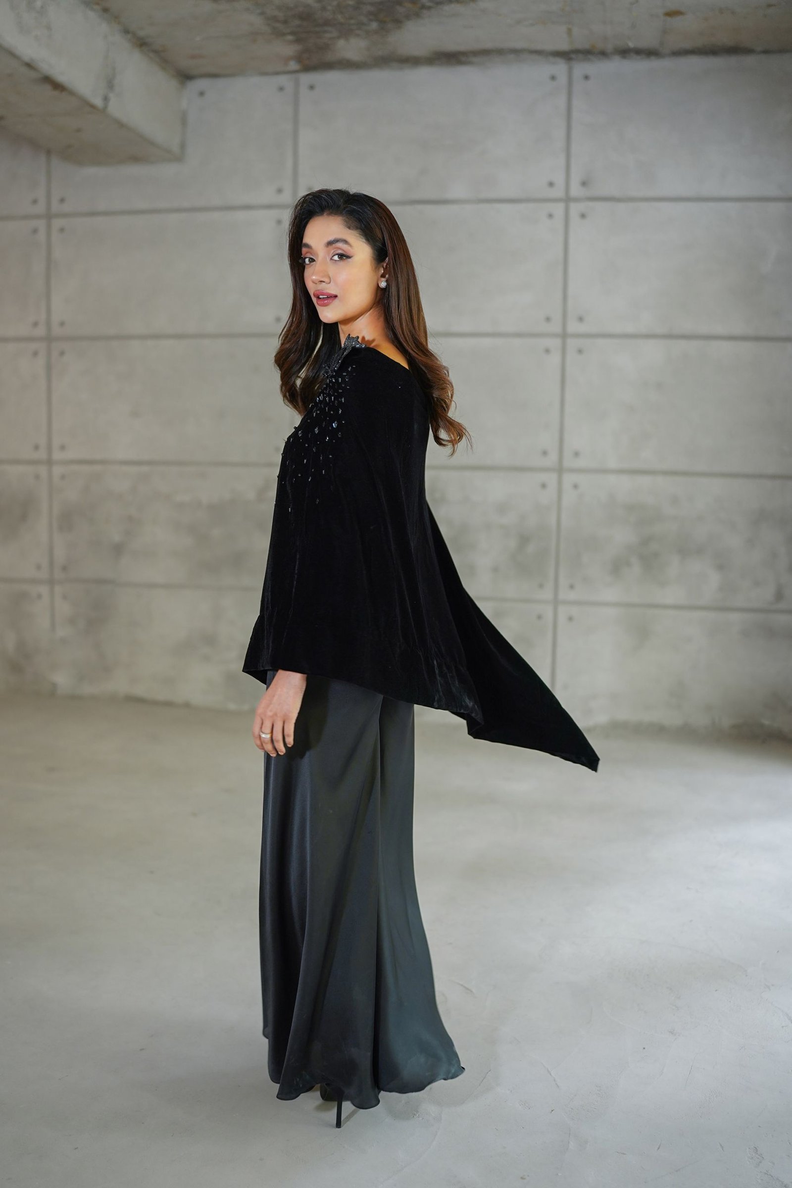 Aura - Cape - Reese Pk